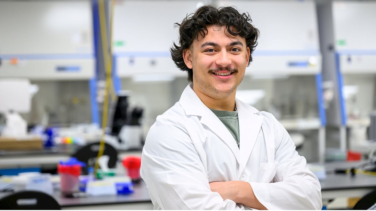 WVU Immunology and Medical Microbiology student conducts research ...